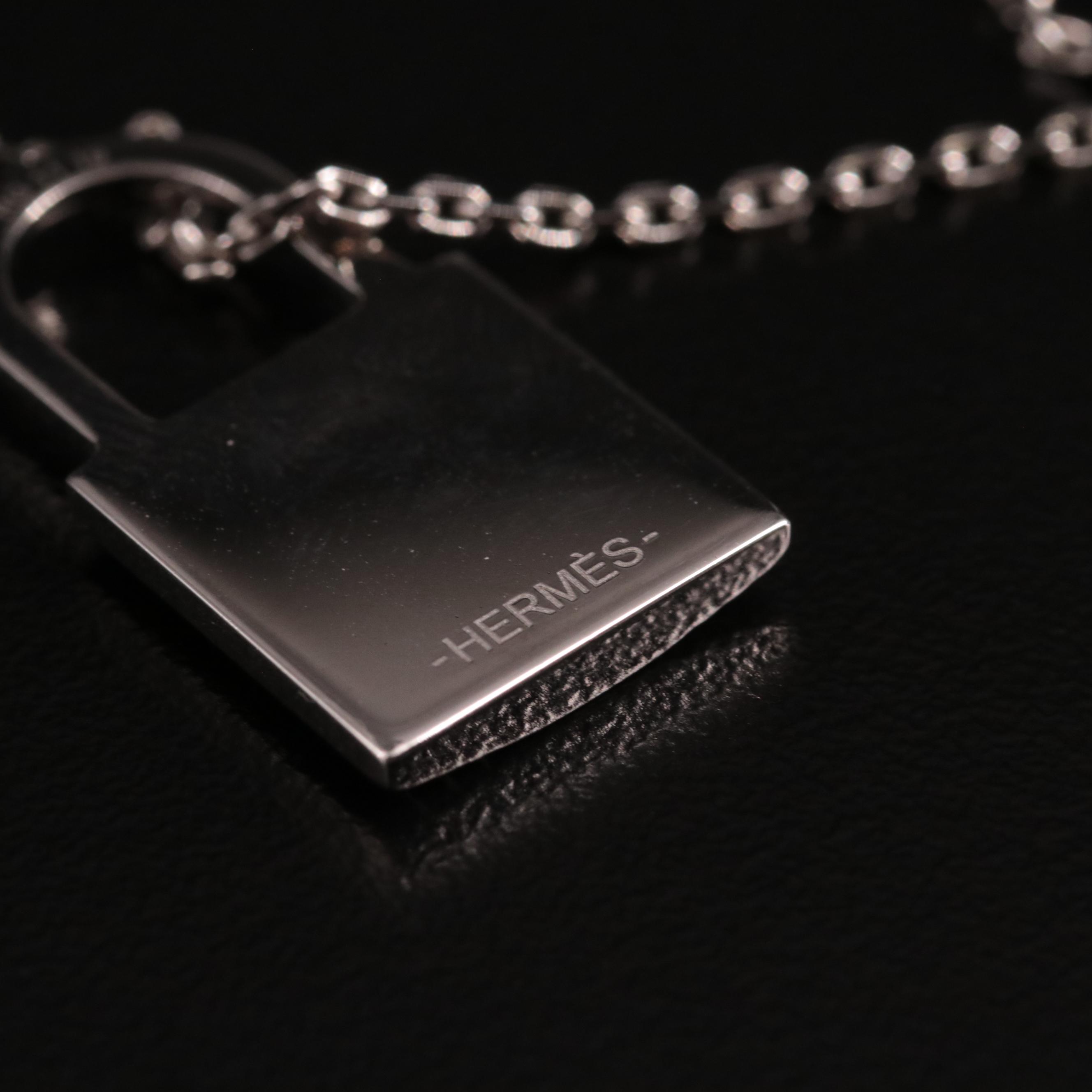 Hermès Lock Pendant Necklace | EBTH