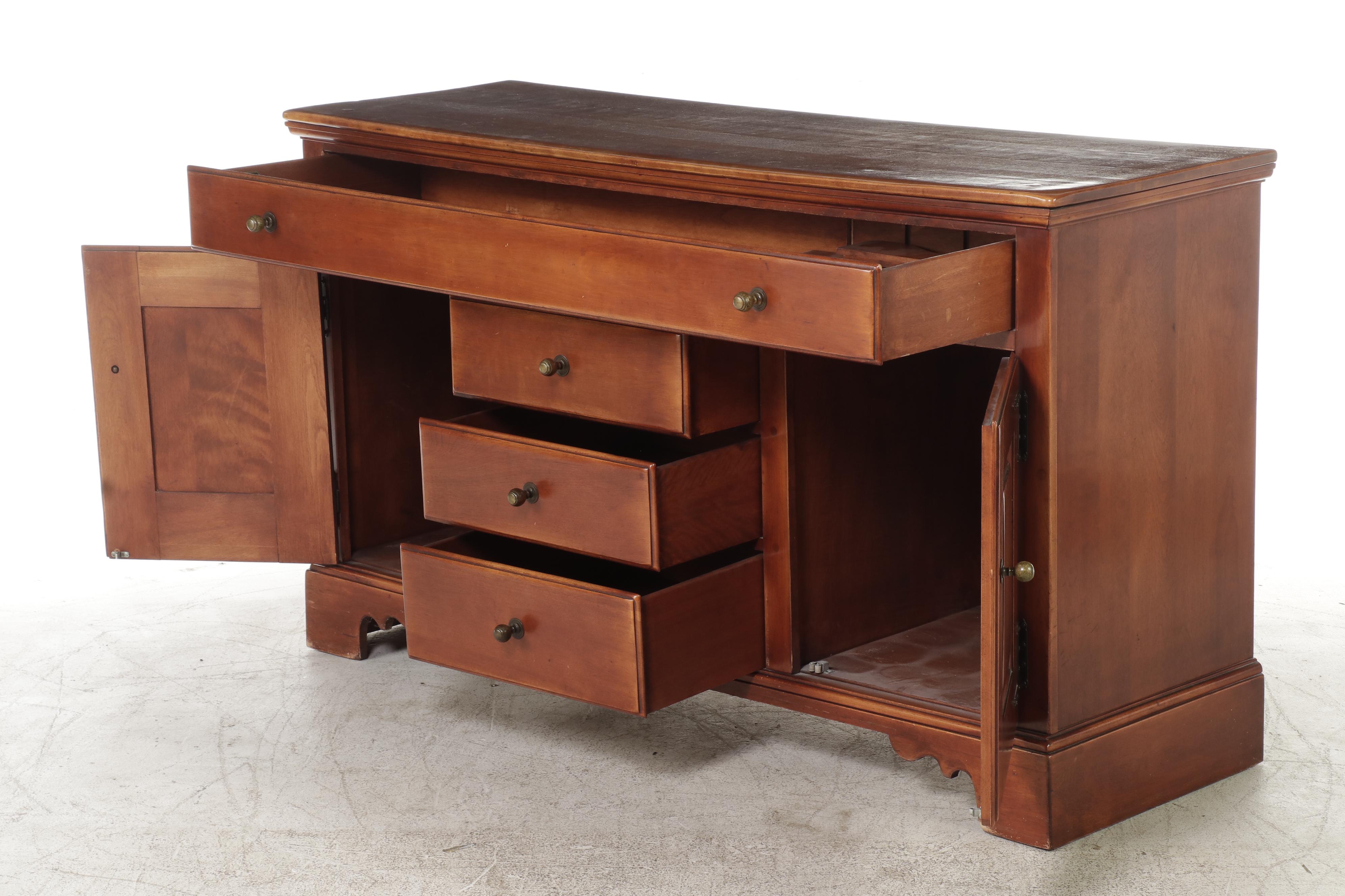 Cushman "Colonial Creation" Maple Sideboard, 20th Century | EBTH