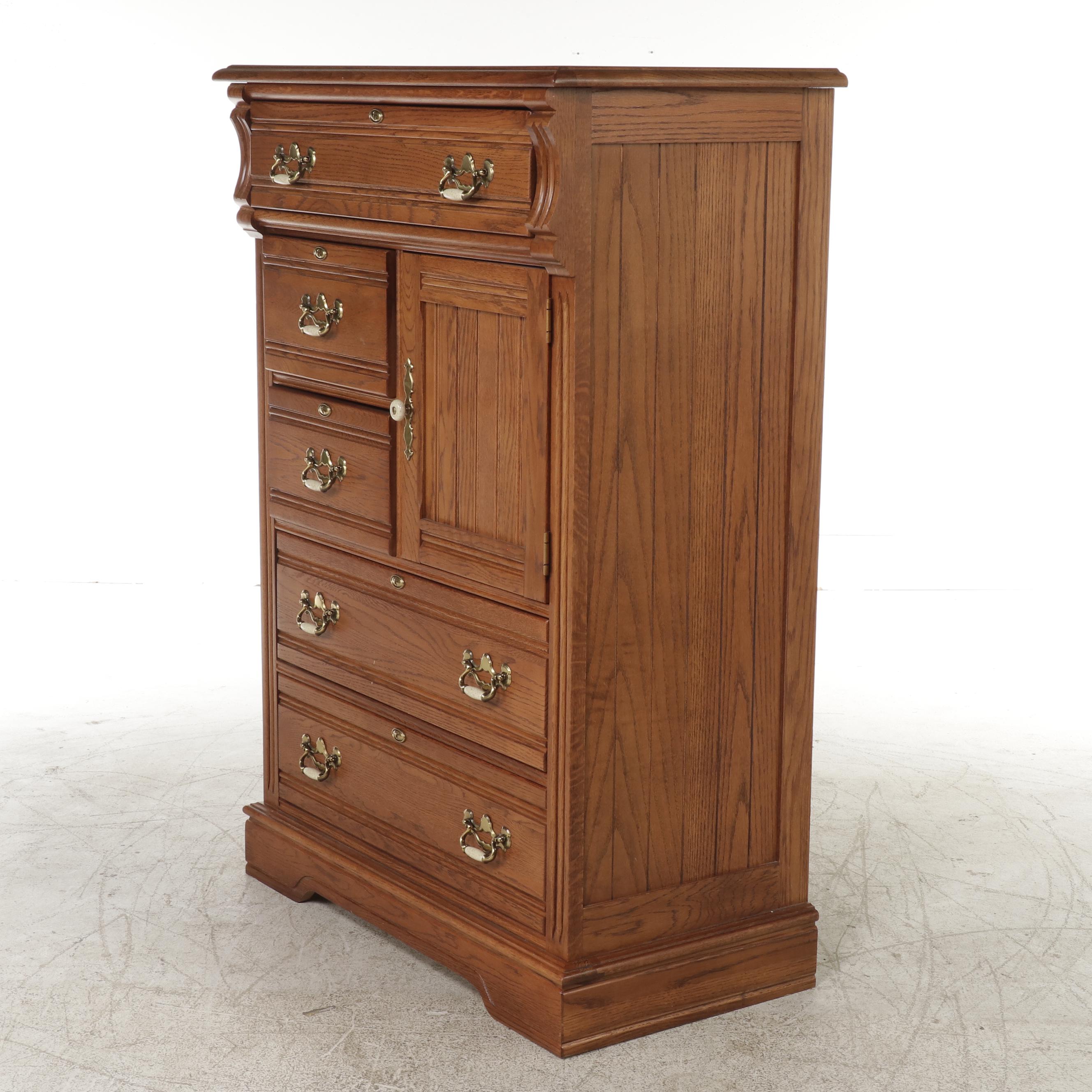 Lexington Victorian Style Oak Chifferobe | EBTH
