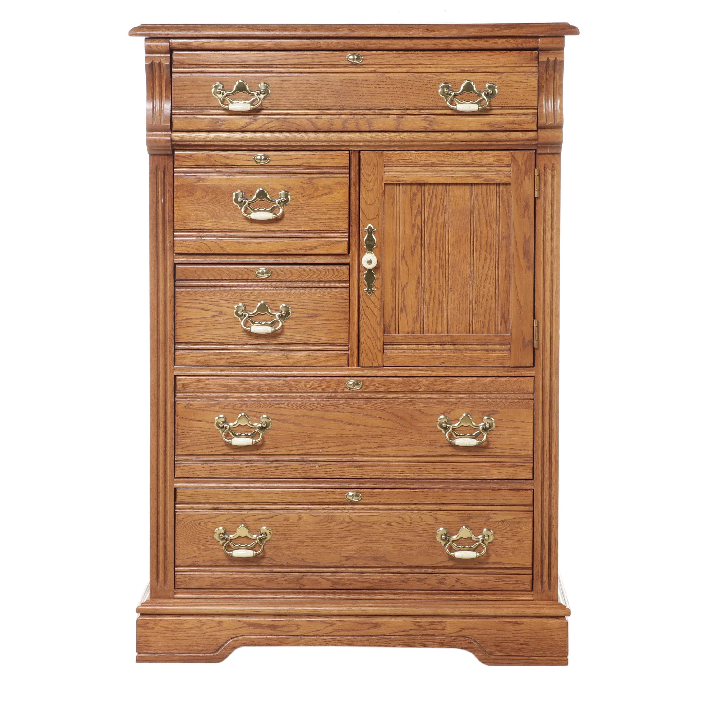 Lexington Victorian Style Oak Chifferobe | EBTH