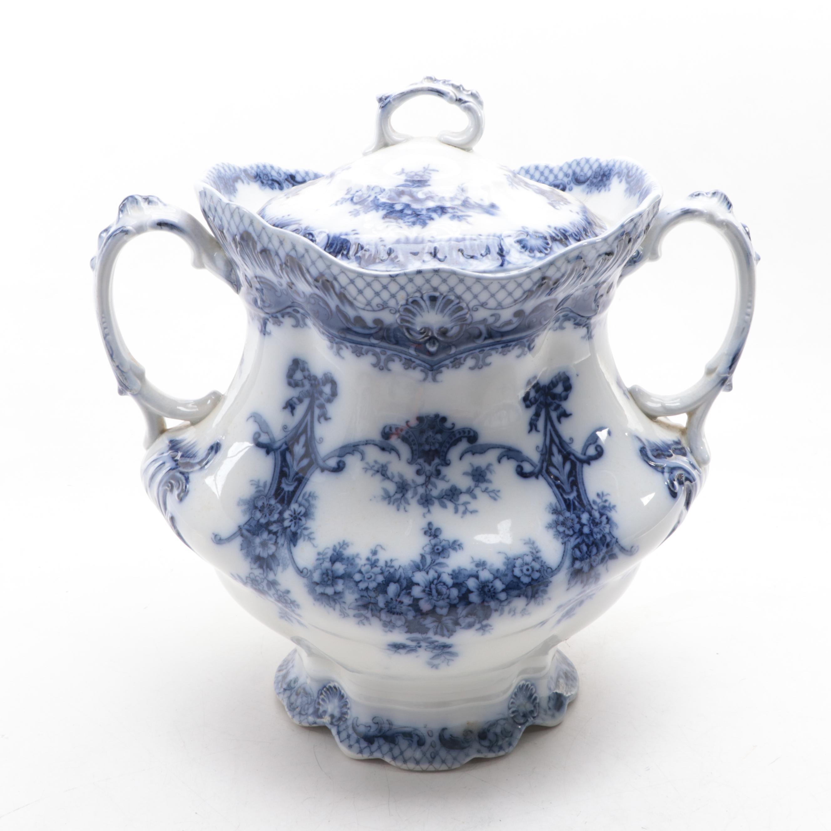 Wood & Sons "Princess" Pitchers, Basin, Chamber Pot and More | EBTH