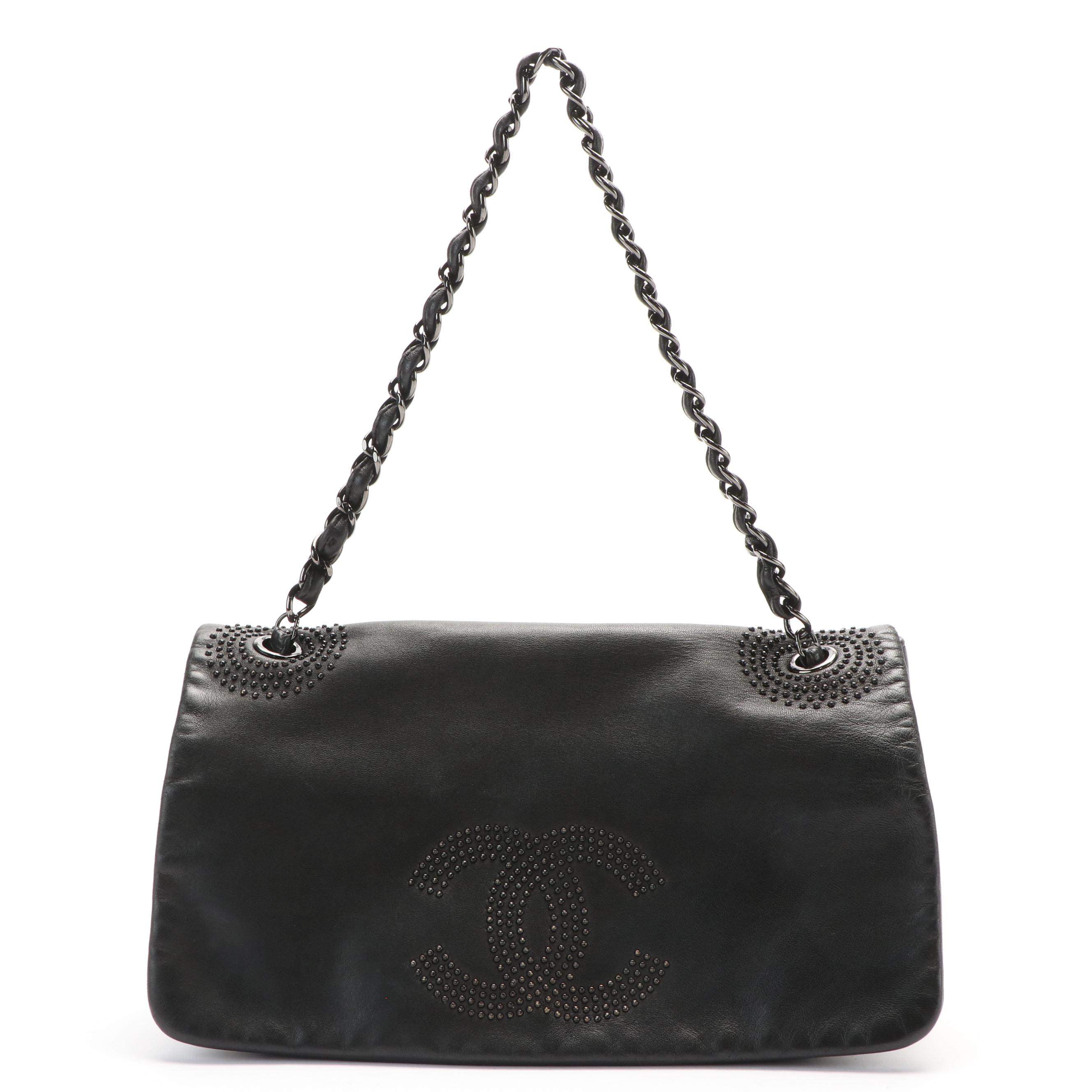 Chanel Chain Flap Bag with Interlocking Studded CC Logo | EBTH