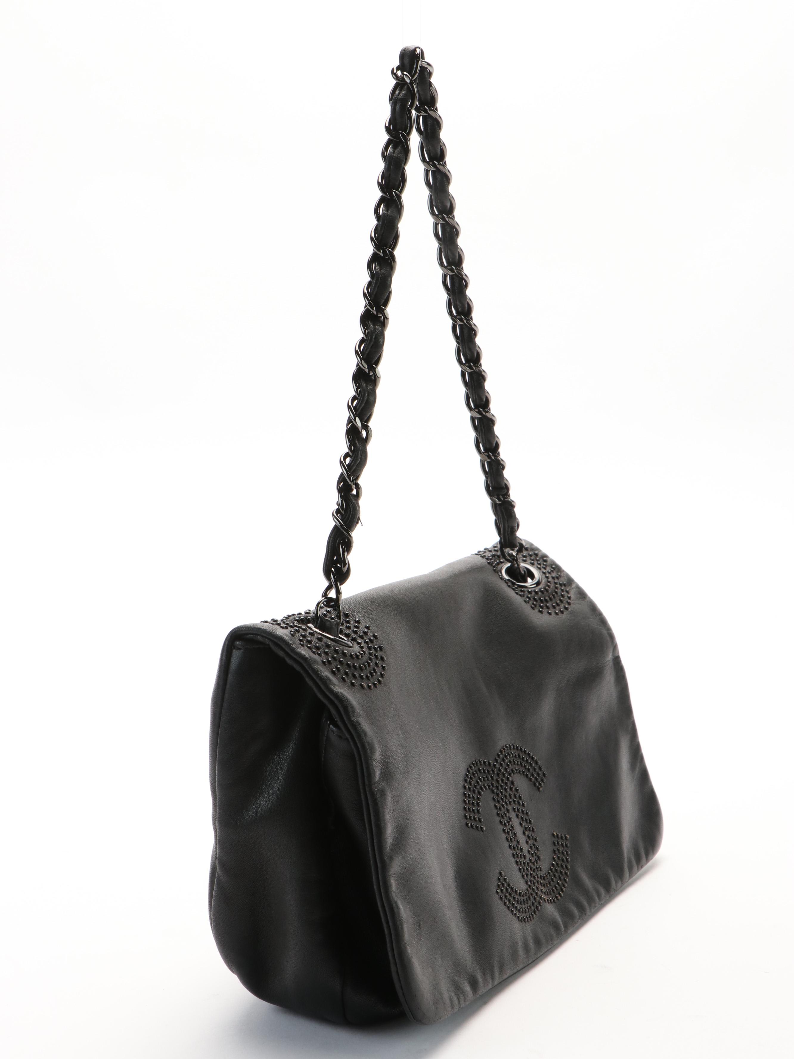 Chanel Chain Flap Bag with Interlocking Studded CC Logo | EBTH
