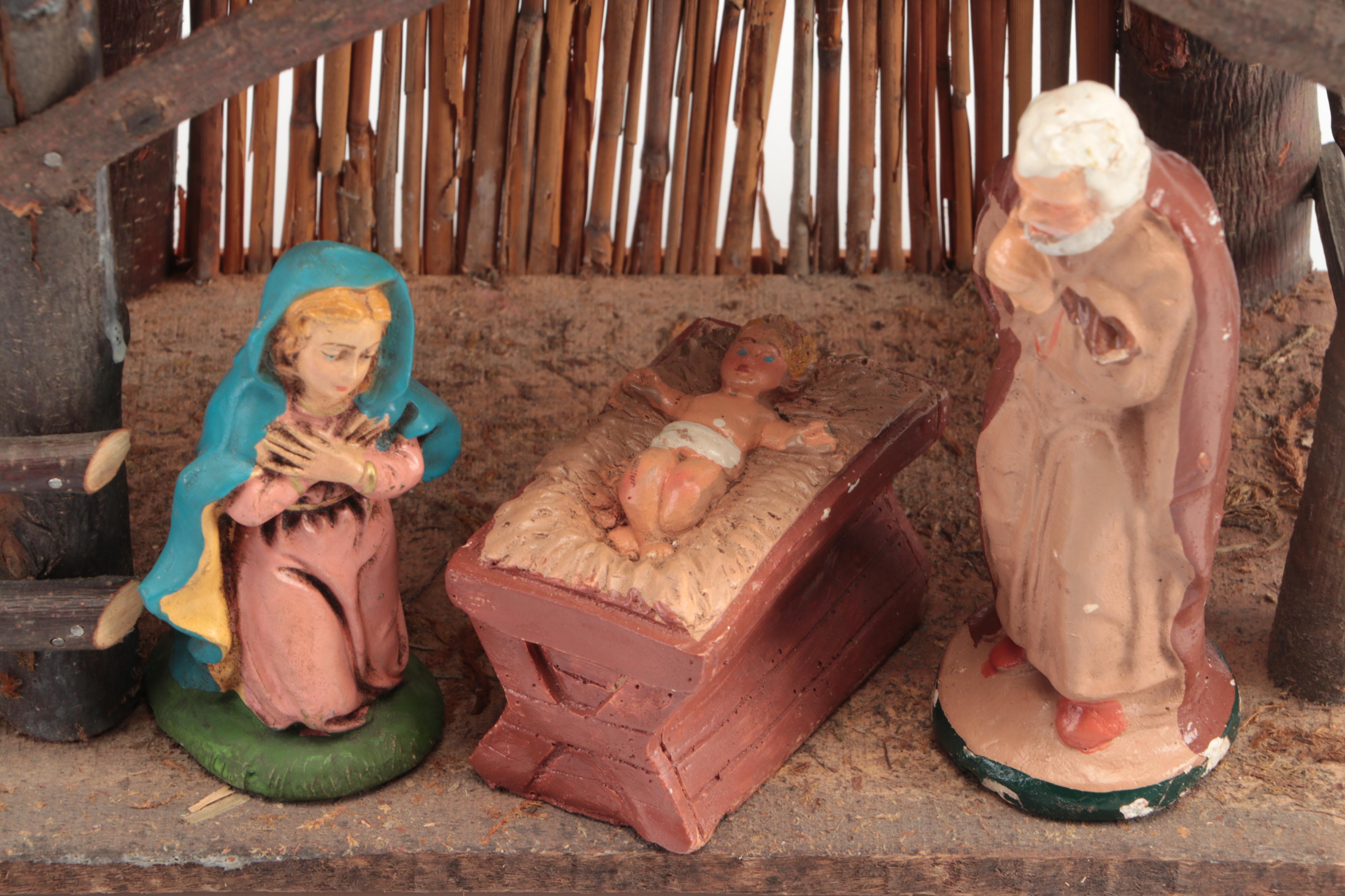 Italian Wood Creche with Plaster Figure Collection | EBTH