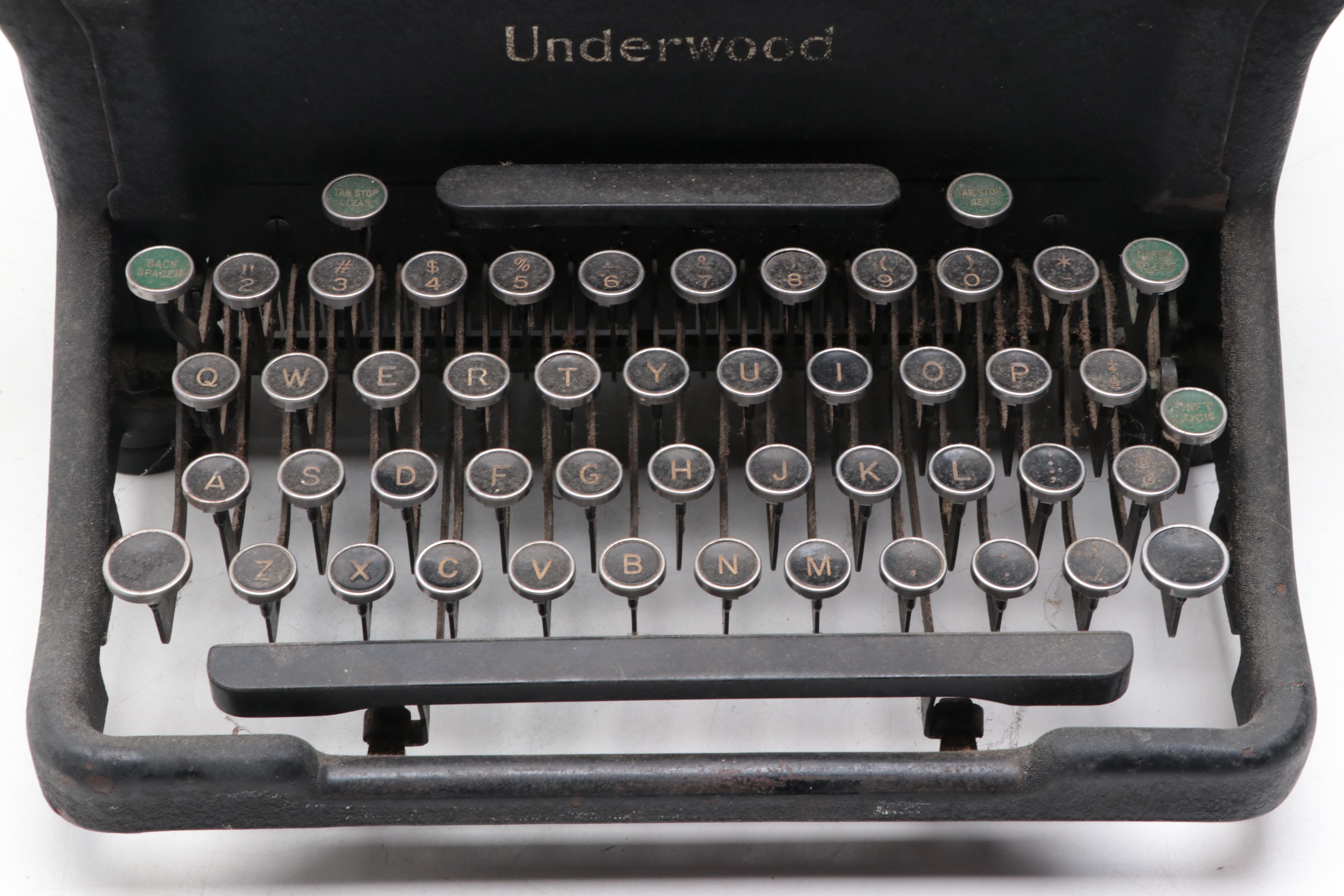 Underwood "S Model" Typewriter, 1941 | EBTH