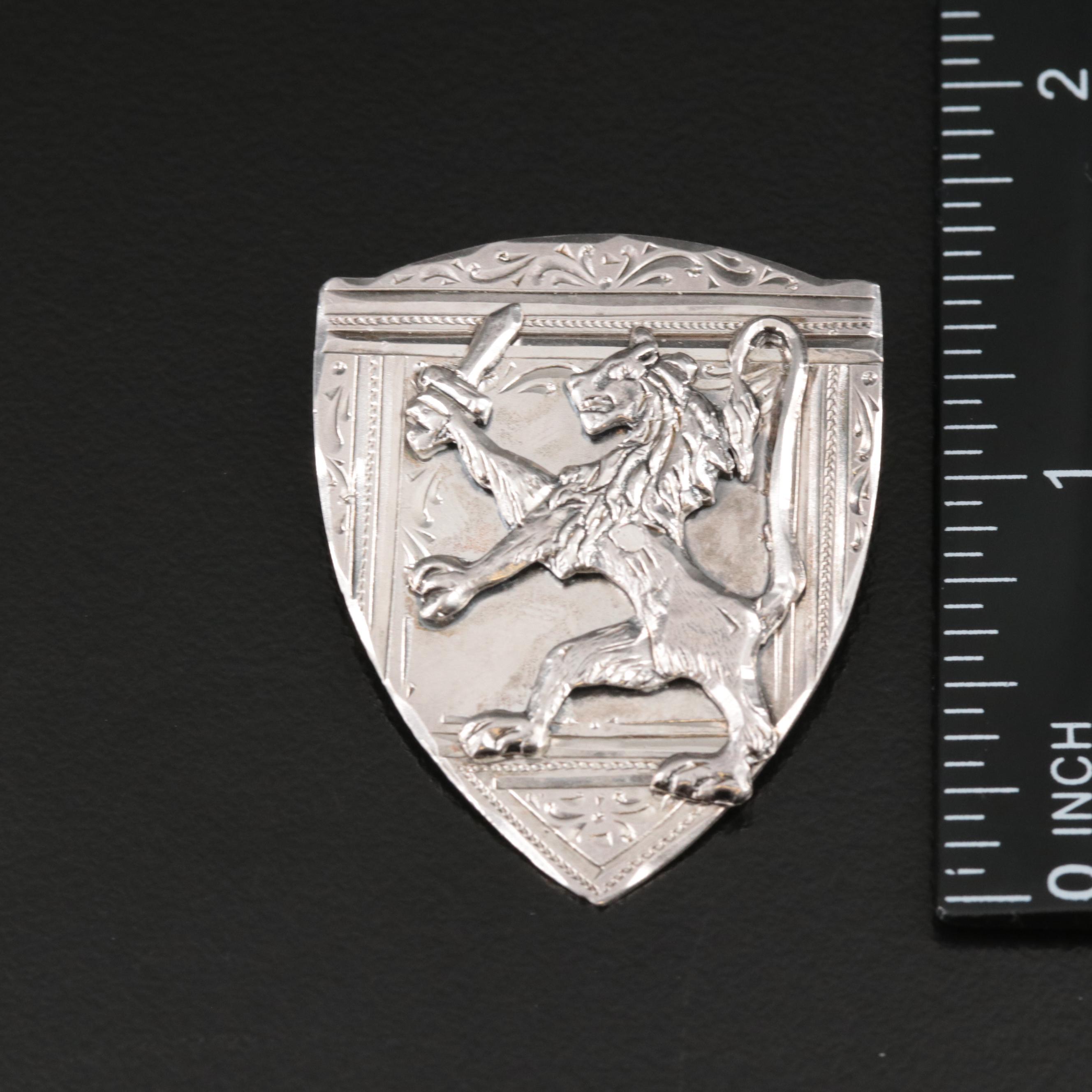 900 Silver Heraldic Lion Crest Brooch | EBTH