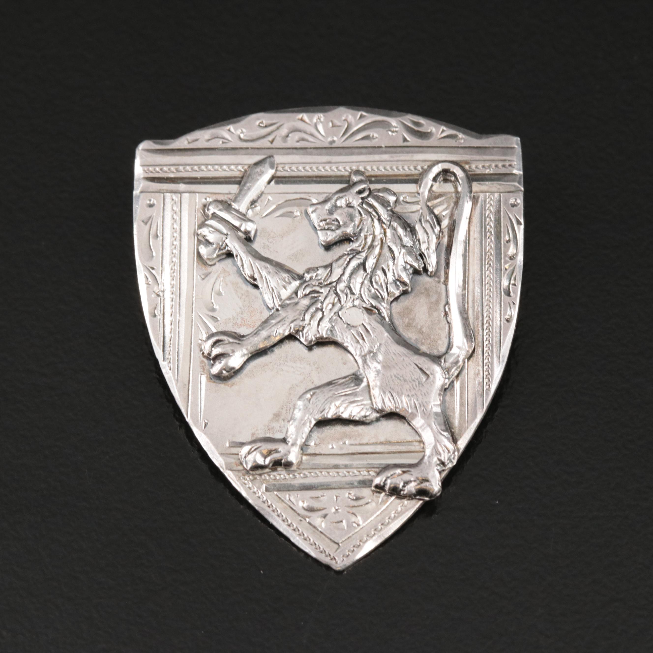 900 Silver Heraldic Lion Crest Brooch | EBTH