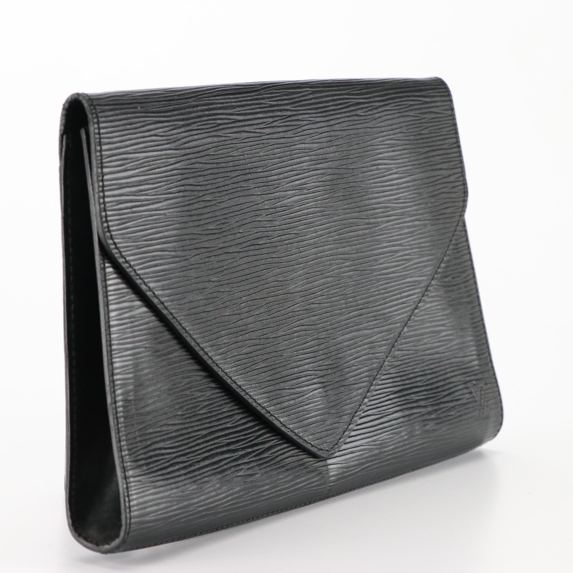 Louis Vuitton Art Deco Envelope Clutch in Epi and Smooth Leather | EBTH